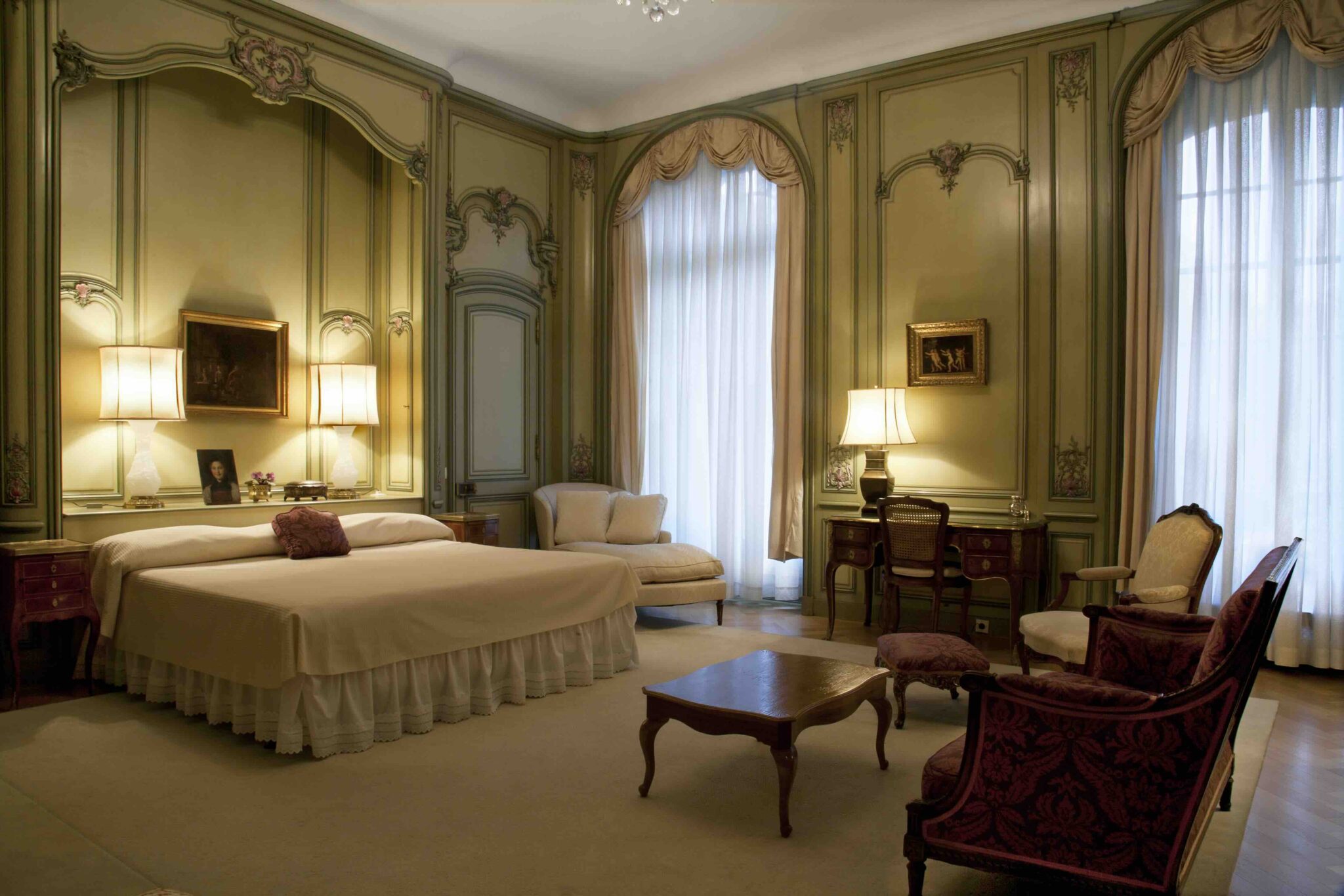 The Gilded Fortress: Prague’s Petschek Villa - Diplomatic Herald